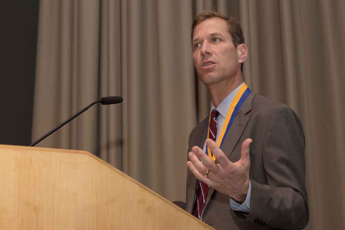 Mutch named Gershman Chair in colon and rectal surgery – WashU Medicine