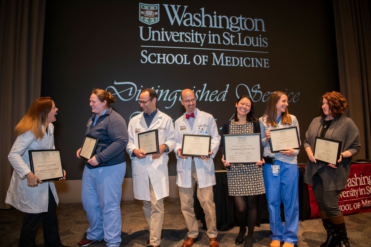 Medical students honor their teachers at ceremony – WashU Medicine