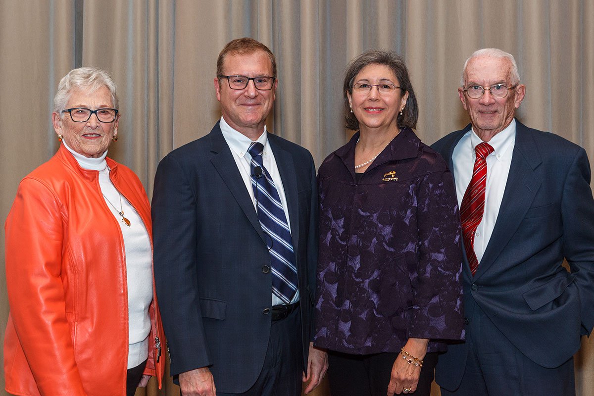 Poplack named Evens Endowed Chair in Women’s Health – WashU Medicine