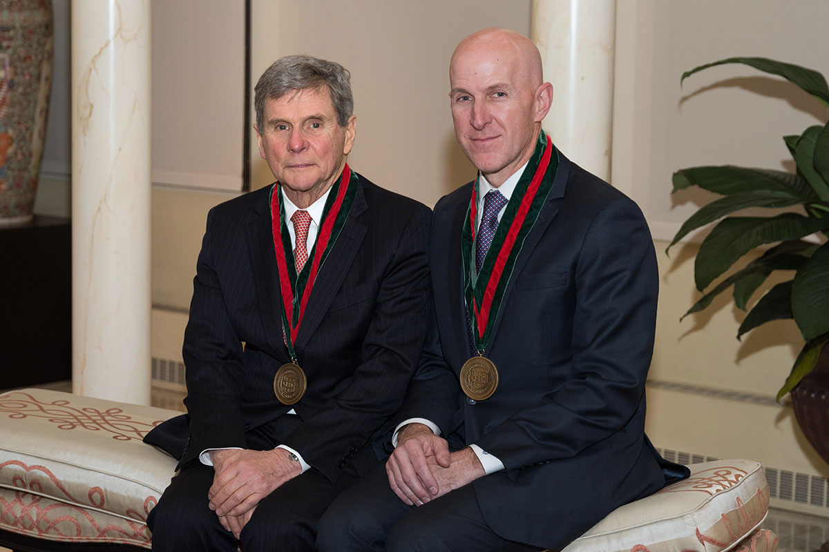 Zipfel named Dacey Distinguished Professor of Neurological Surgery ...