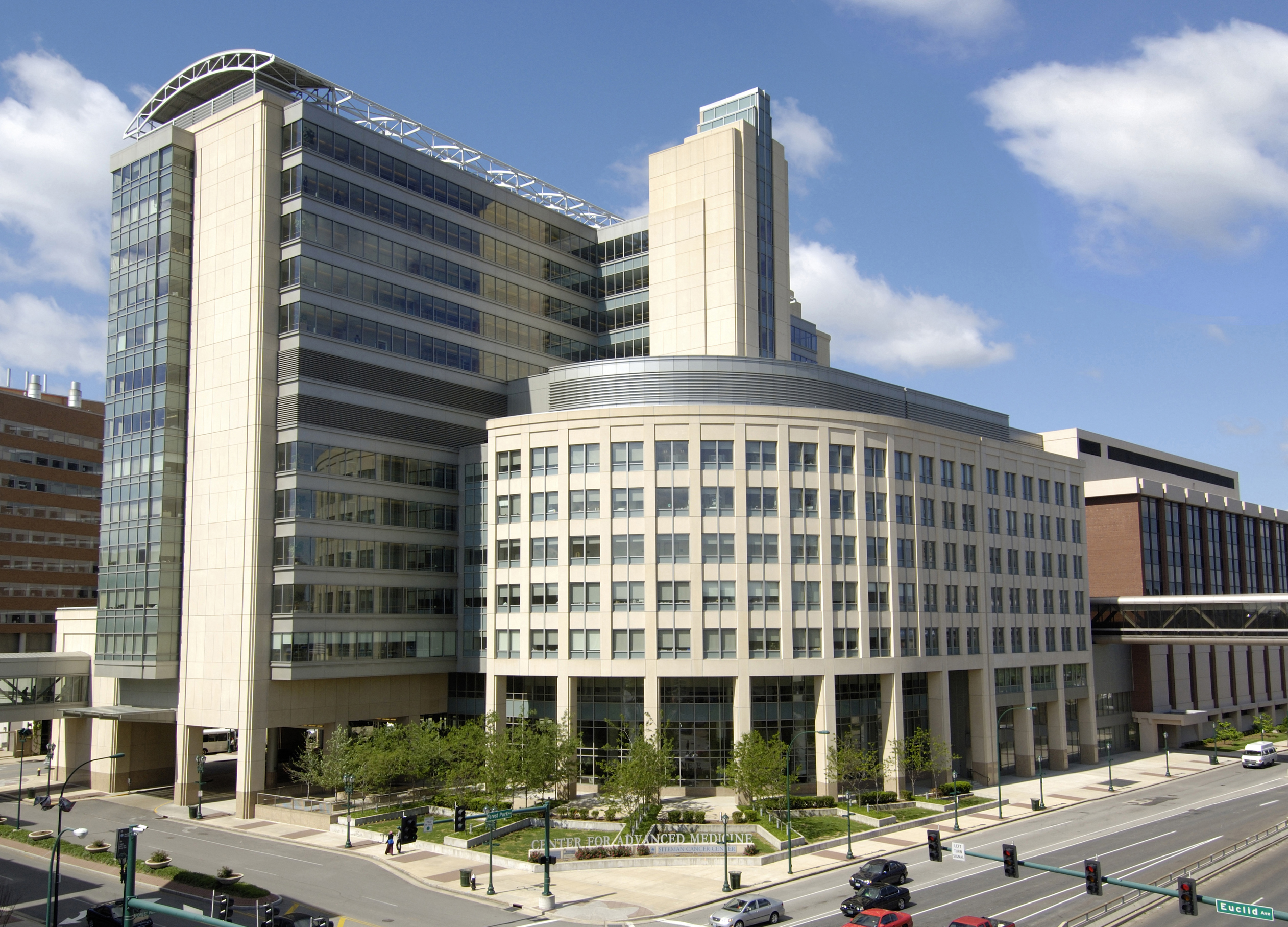 Siteman Cancer Center advances proton therapy care – WashU Medicine