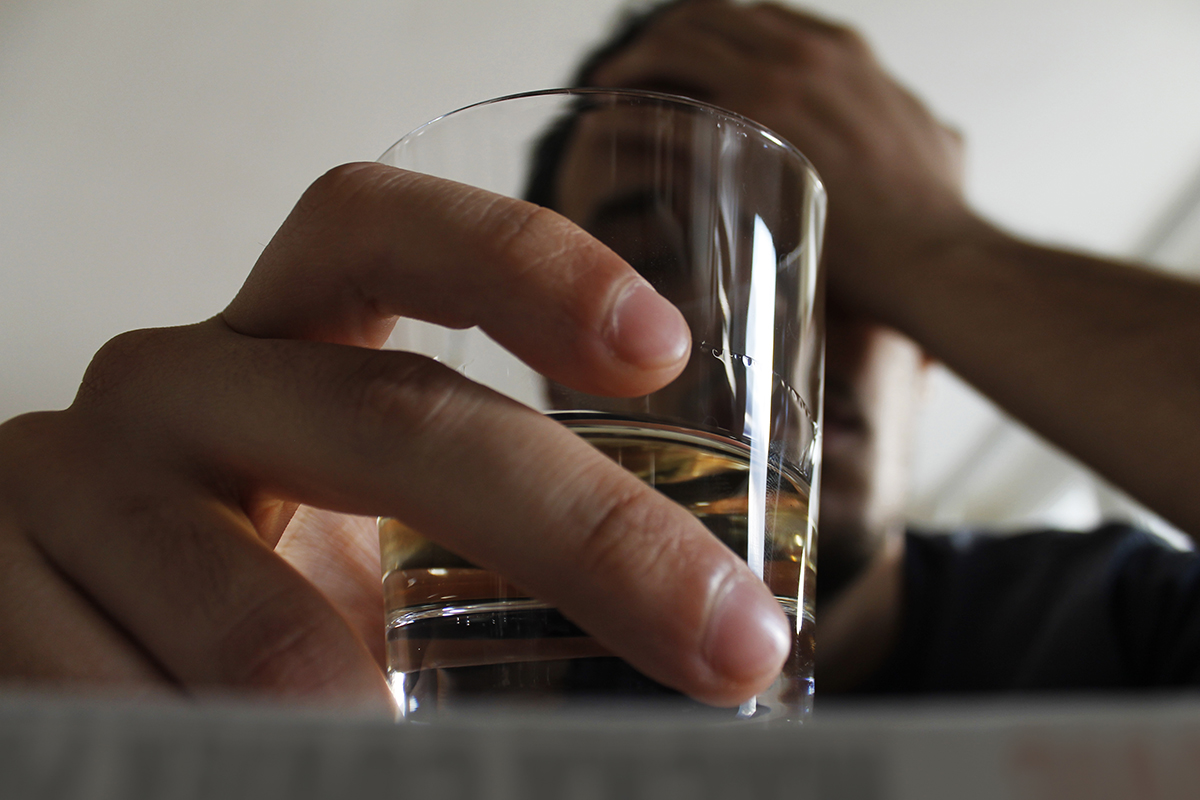 In U.S., alcohol use disorder linked to 232 million missed workdays ...