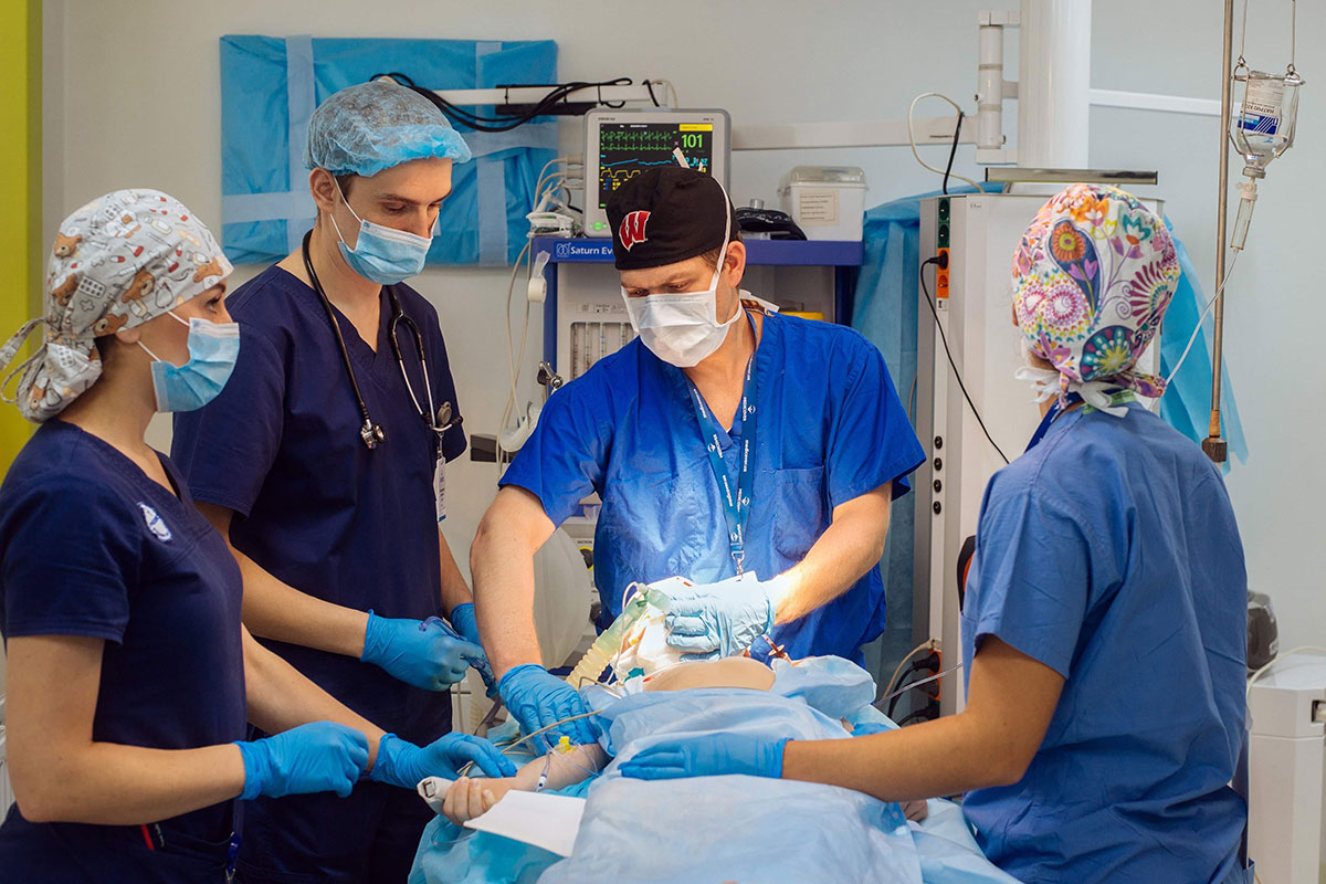 Anesthesiologist volunteers with group that treats Ukrainian pediatric ...