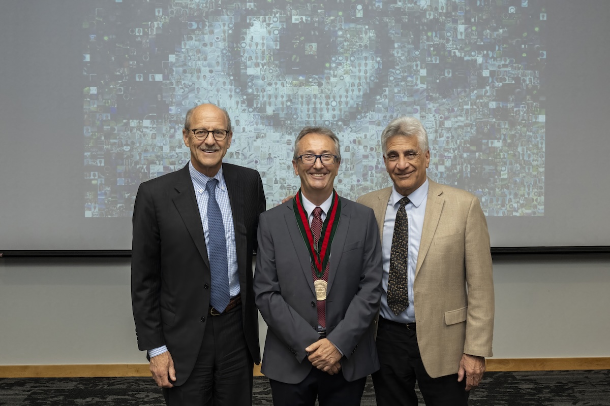 Bassnett installed as inaugural Nelson Lacy professor – WashU Medicine