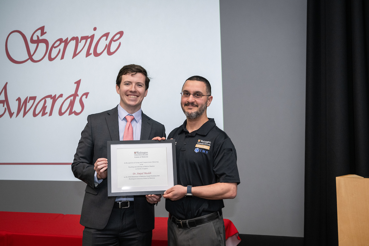 Medical students celebrate teachers, mentors – WashU Medicine